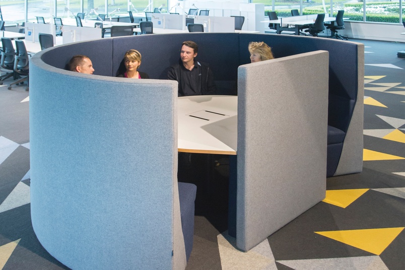 Huddle collaborative booths + Huddle soft seating by Vidak – Selector